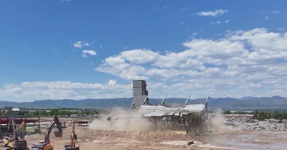 Qwest Tower taken down in Littleton, could make way for Portillo's ...