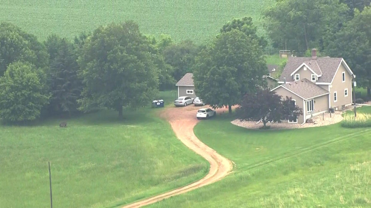 Manhunt for Vance Boelter, wanted in Minnesota lawmakers' shootings ...