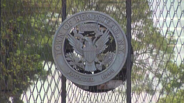 Jennifer McLogan - CBS News New York