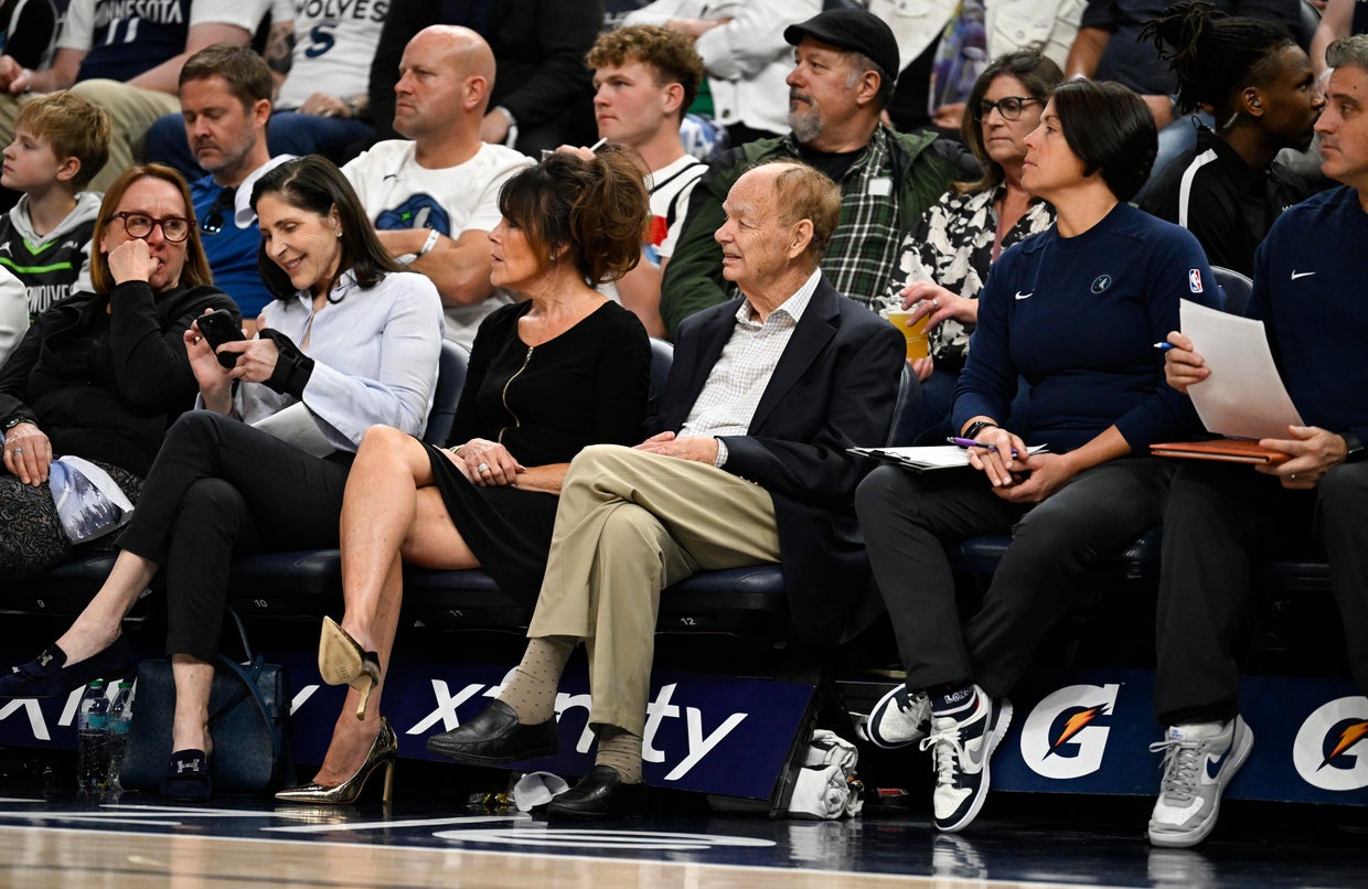 Timberwolves' Glen Taylor, wife say goodbye after 30 years as owners ...