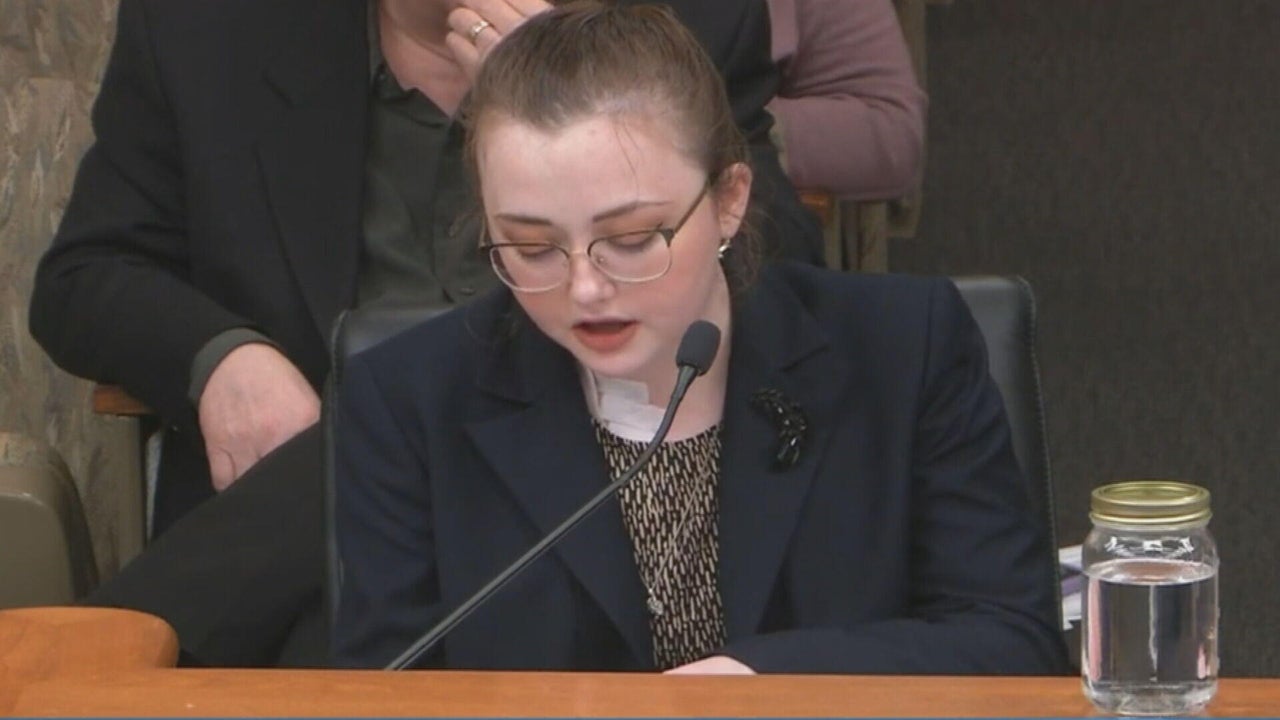 Mark Strassmann - CBS News