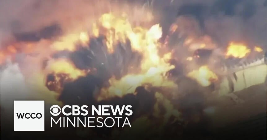 Caught on camera: Fireworks warehouse explodes in California - CBS ...