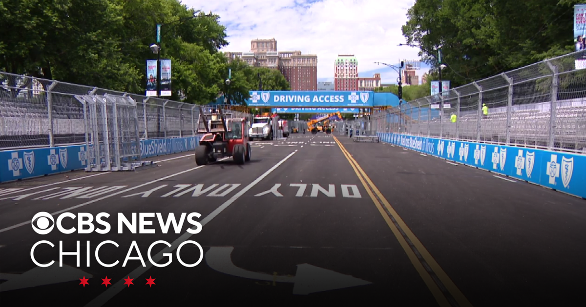 NASCAR road closures expand as Chicago 2025 Street Race nears - CBS Chicago