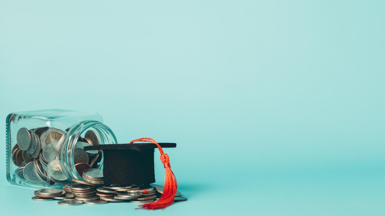 Federal vs. private student loans: Which one offers the lowest rates ...