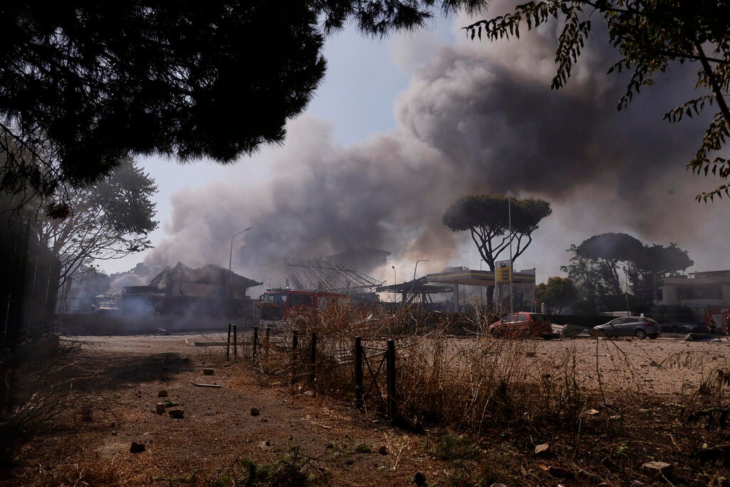 Gas station explosion in Rome injures dozens of people: "I felt my skin ...