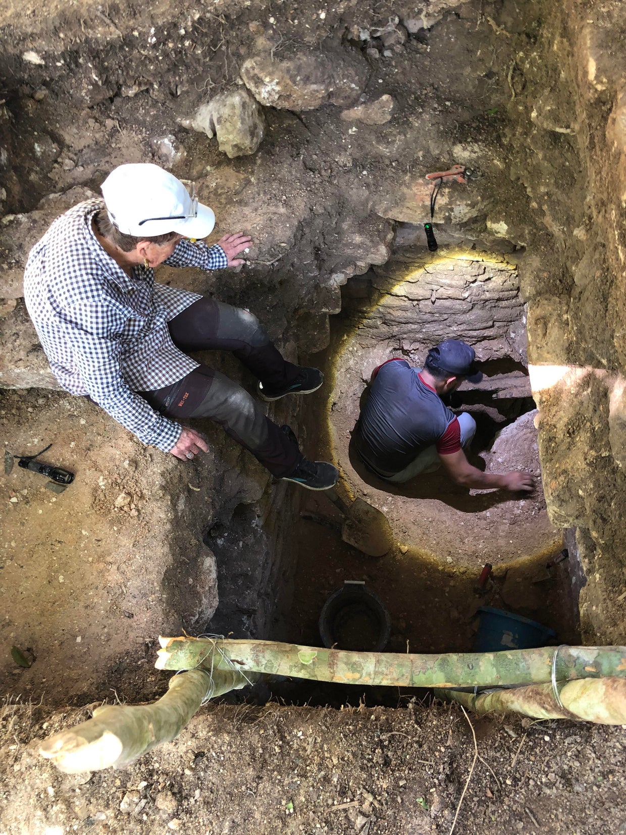 Texas archaeologists uncover treasure-filled tomb of ancient Mayan ...