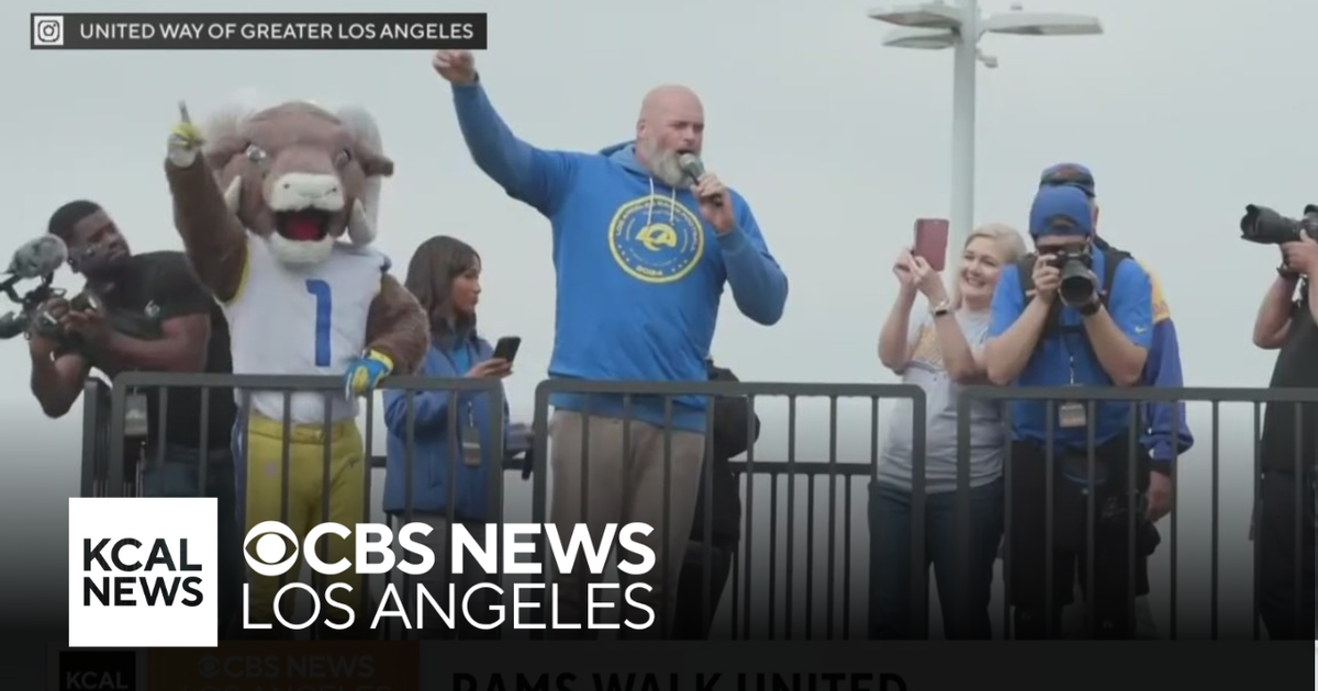 Los Angeles Rams make appearance Walk United fundraiser for fire ...