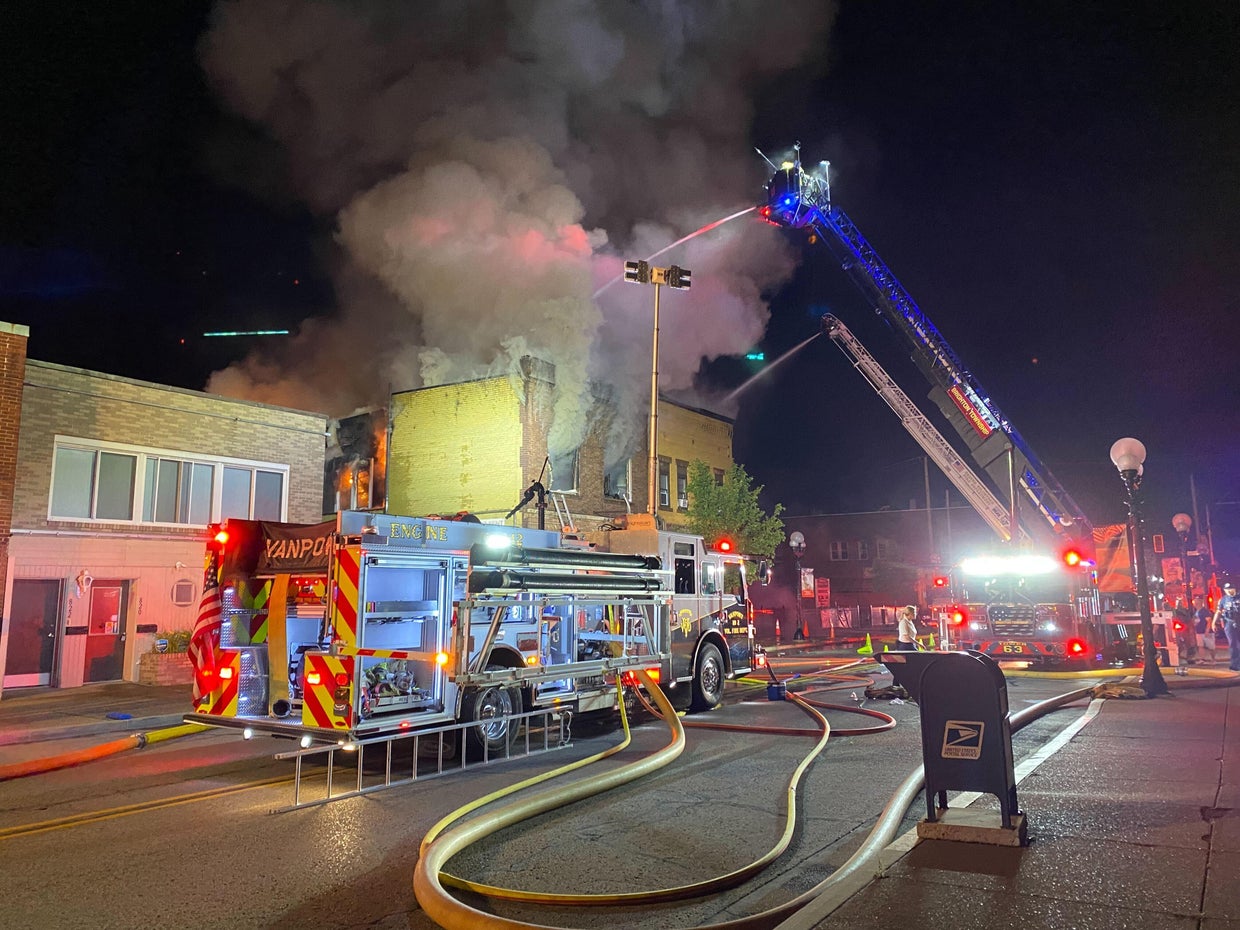 Massive fire breaks out overnight in Midland Borough - CBS Pittsburgh