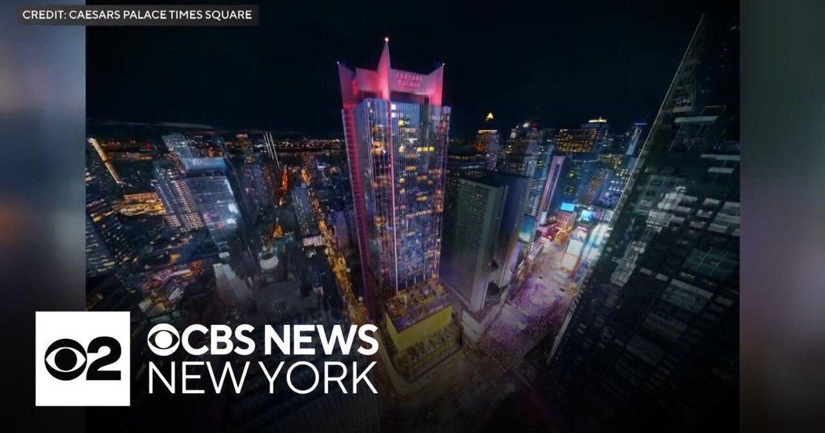 Times Square casino proposal is dividing Midtown community - CBS New York