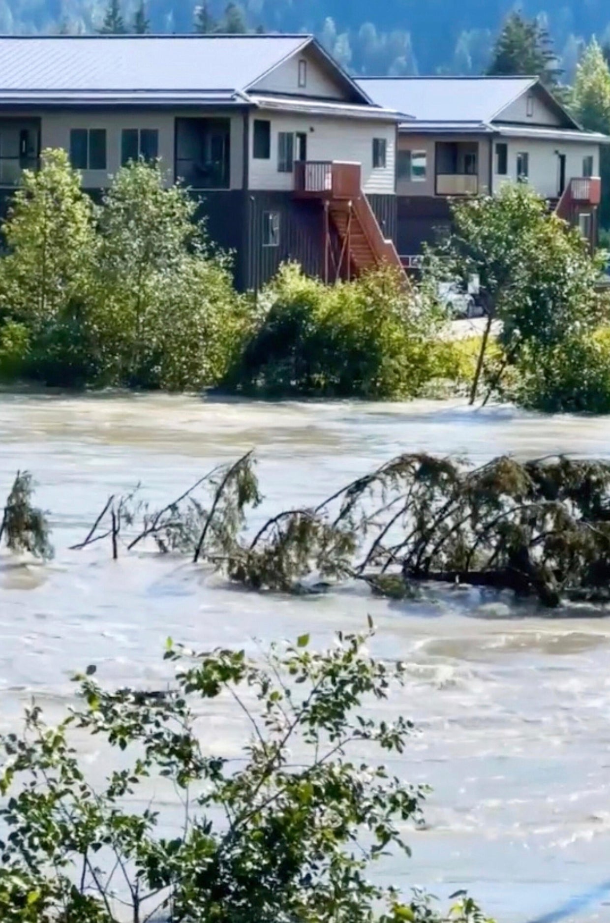 Threat over after Alaska's capital sees record glacier-related flooding ...