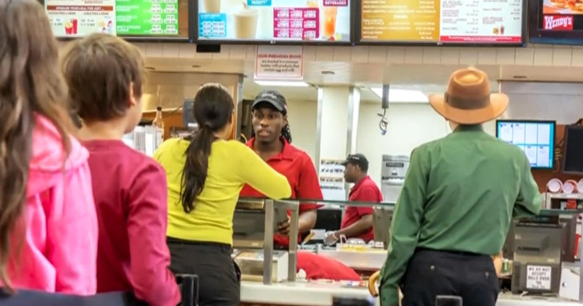 Why fast food customers are cutting back - CBS News