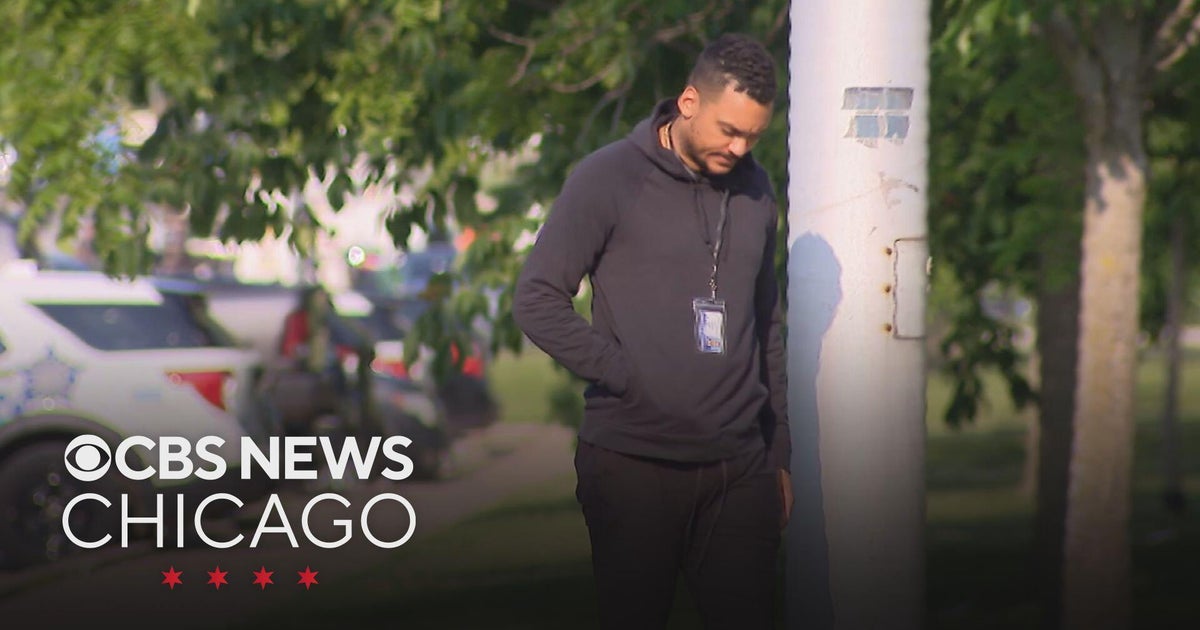 CPD Officer Carlos Baker stripped of police powers day after CBS News ...