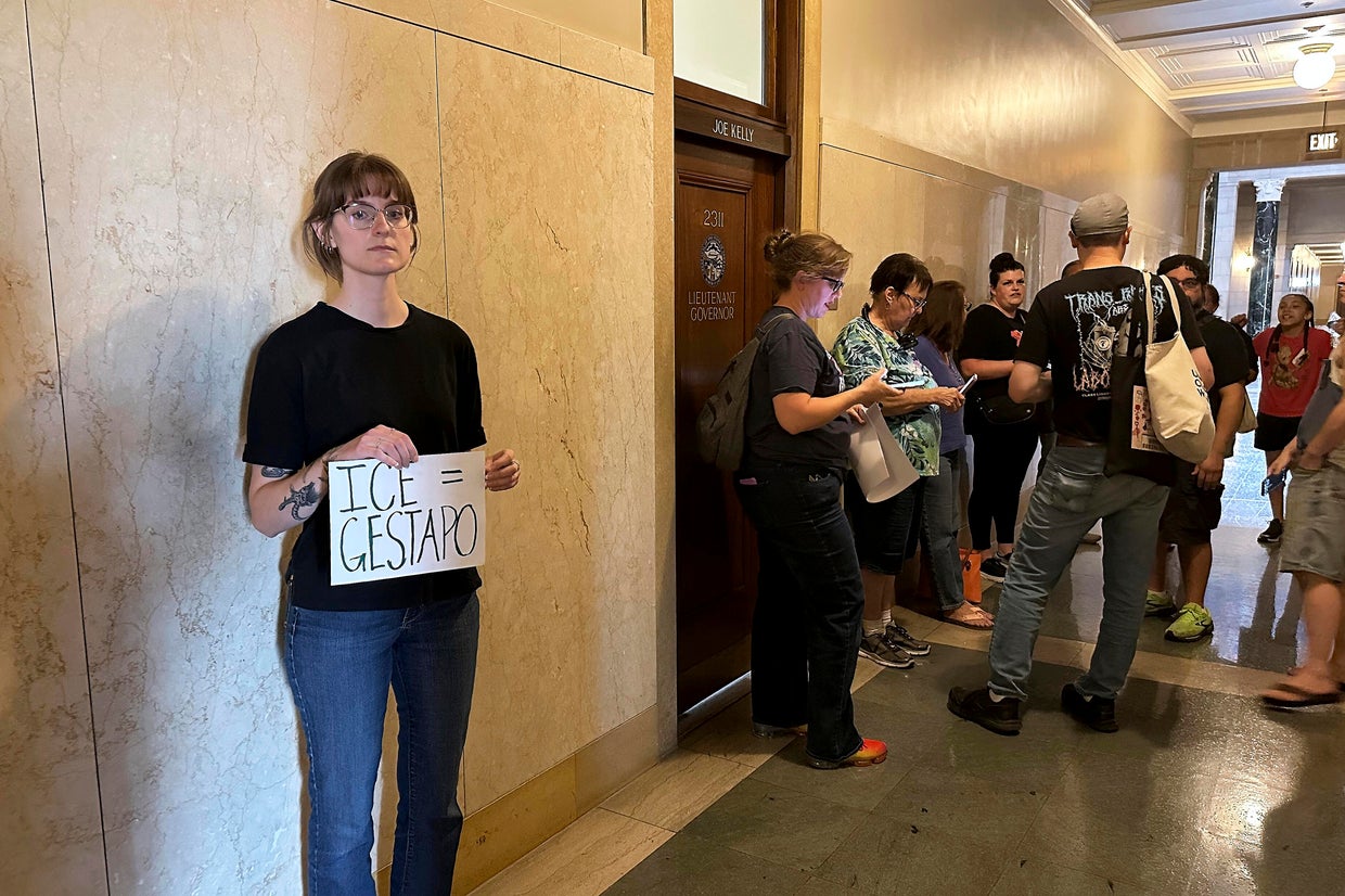 Nebraska governor announces plan for immigrant detention center to aid ...
