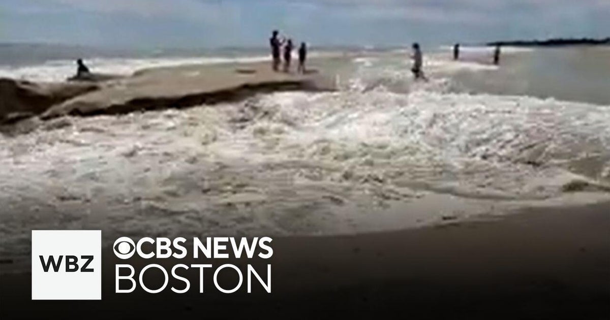Video shows possible large waves from Hurricane Erin carving into ...