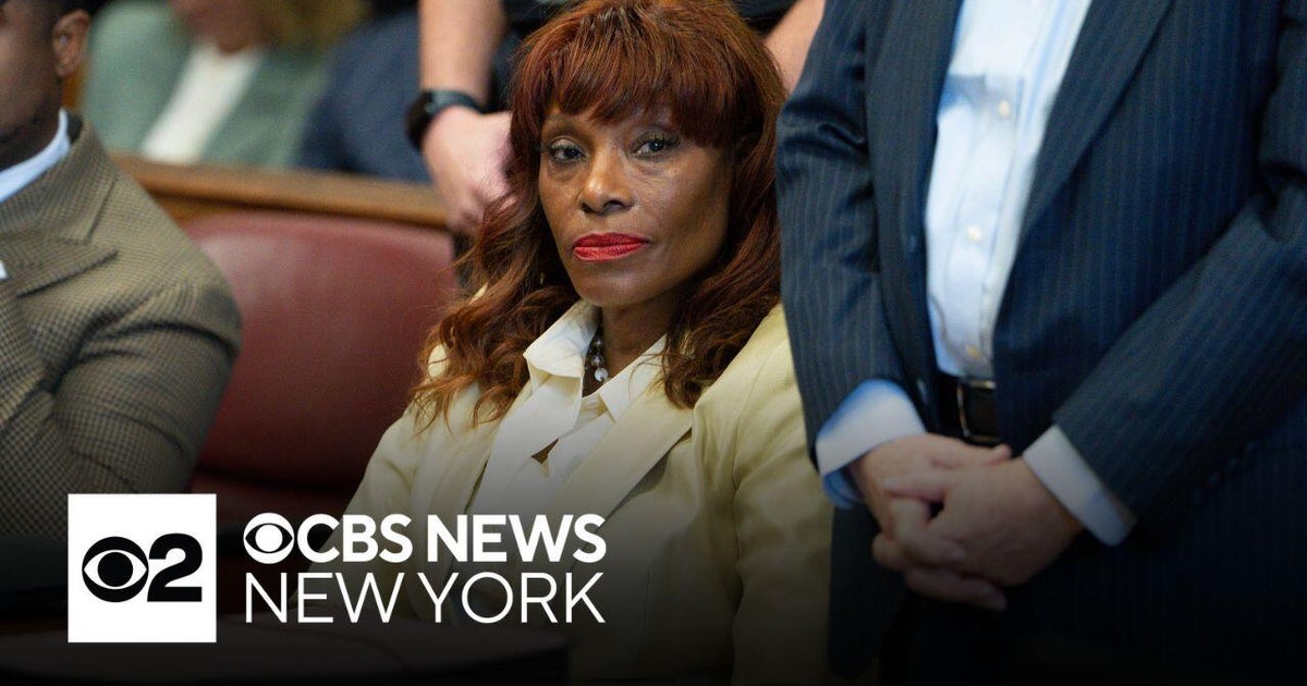 Attorney breaks down the case against Ingrid Lewis-Martin - CBS New York