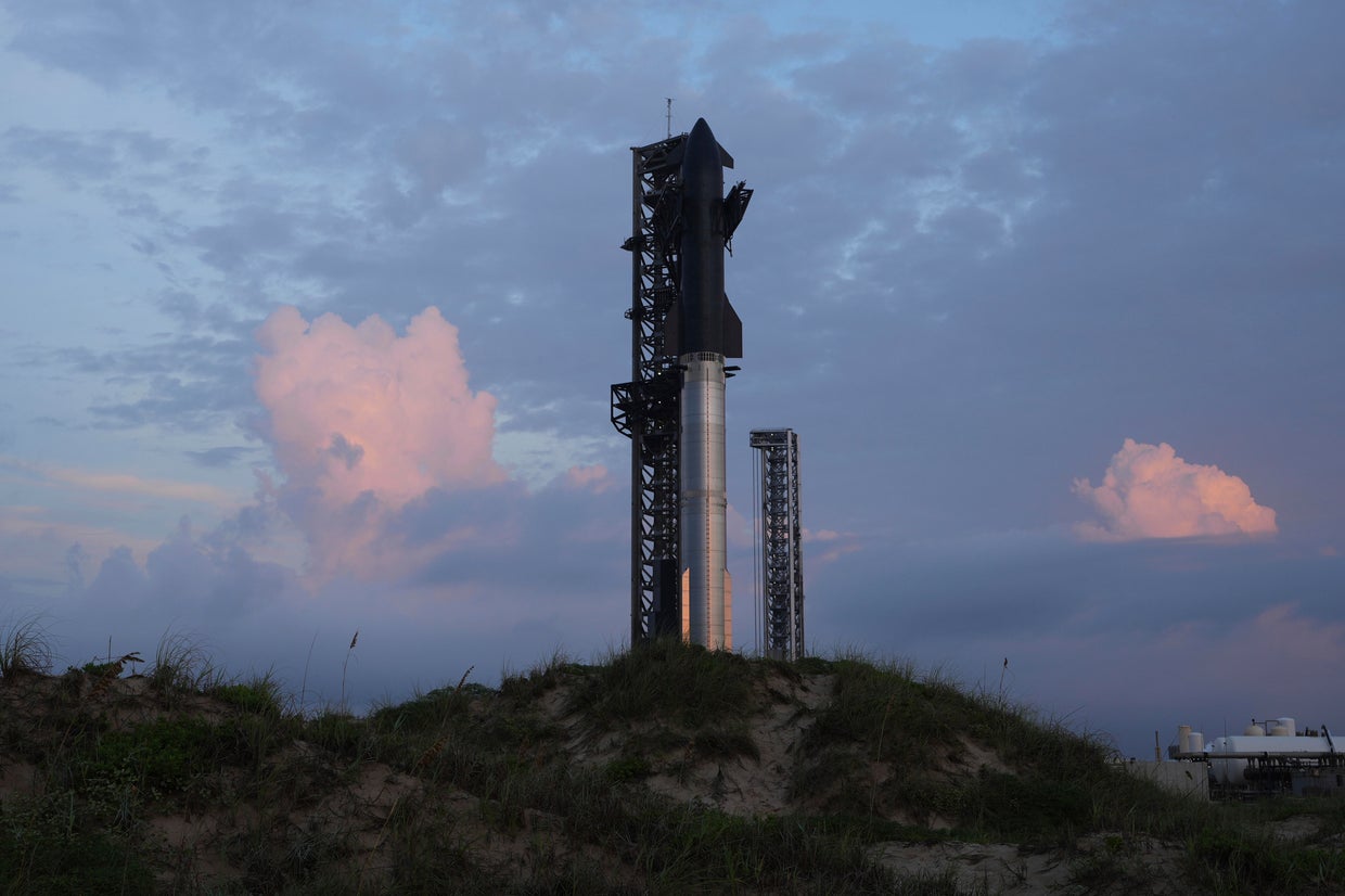 SpaceX launches giant Super Heavy-Starship rocket on critical test ...