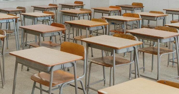 Mold cleanup at Delta Kelly in Rochester Community Schools - CBS Detroit