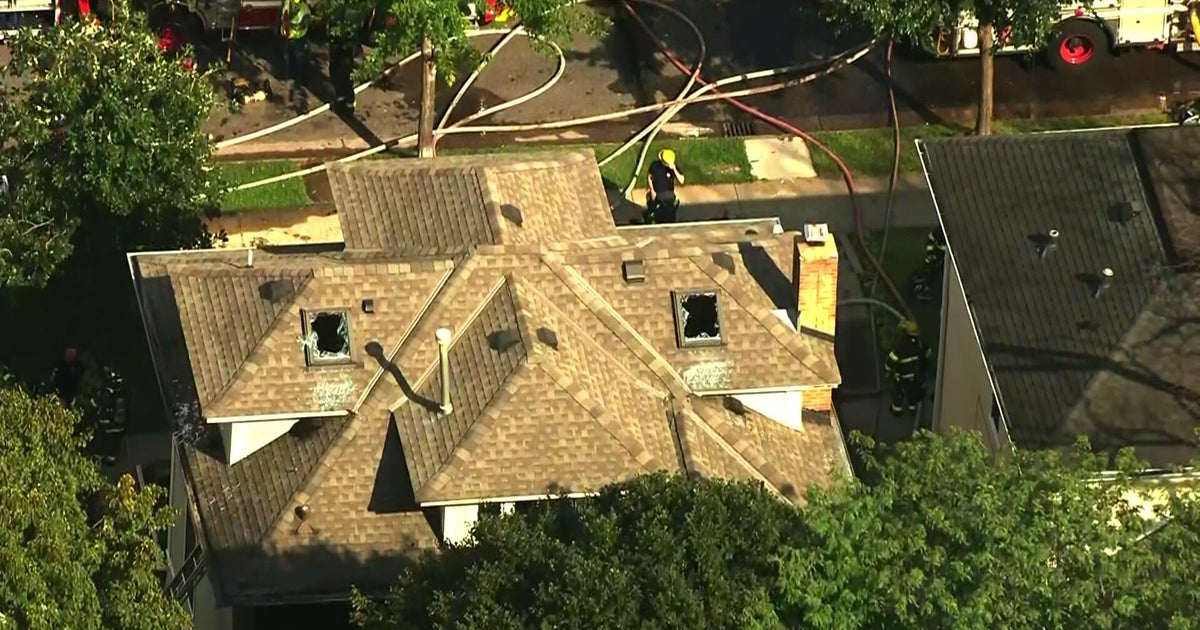 Fire damages neighboring Minneapolis homes near Bde Maka Ska - CBS ...