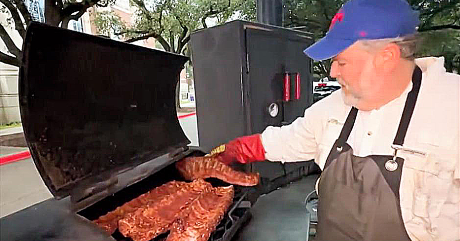 Tens of thousands of Mustangs football fans tailgate at SMU - CBS Texas