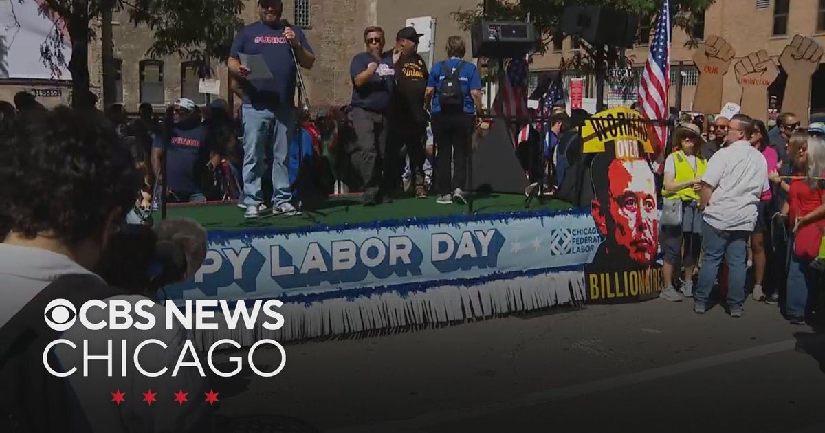Chicago Labor Day rally, parade protesting Trump kicks off in West Loop ...