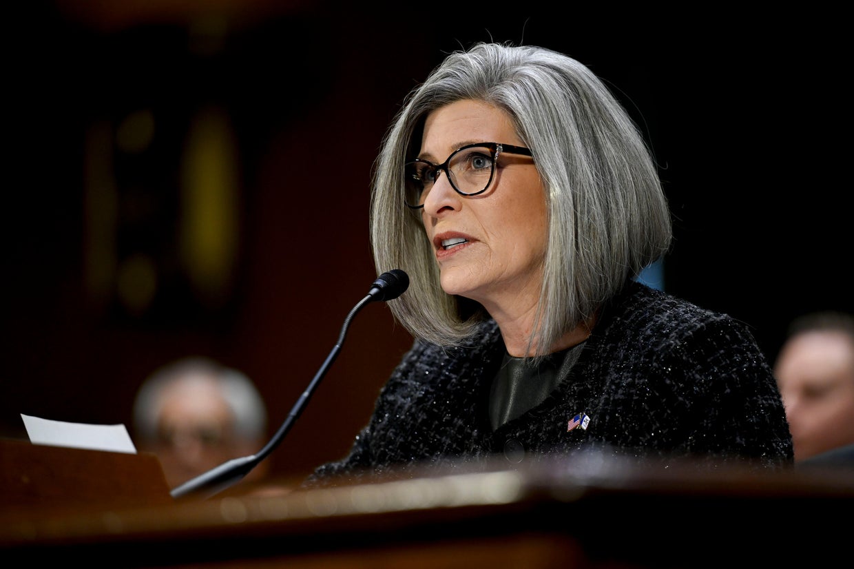 Sen. Joni Ernst officially announces she won't seek reelection in 2026, opening Iowa Senate seat ...