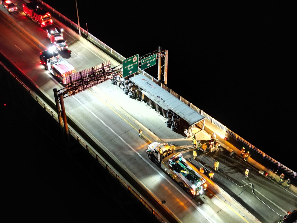 62nd Street Bridge reopens after overturned tractor-trailer shuts it ...