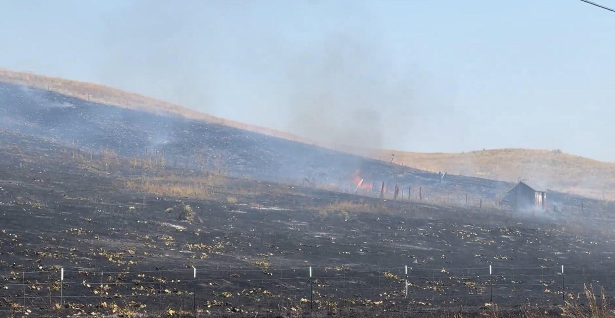 Colorado deputies lift evacuations for Arvada neighborhood after grass ...