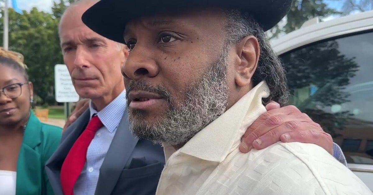 Man released from prison after exoneration of Minneapolis murder conviction - CBS Minnesota