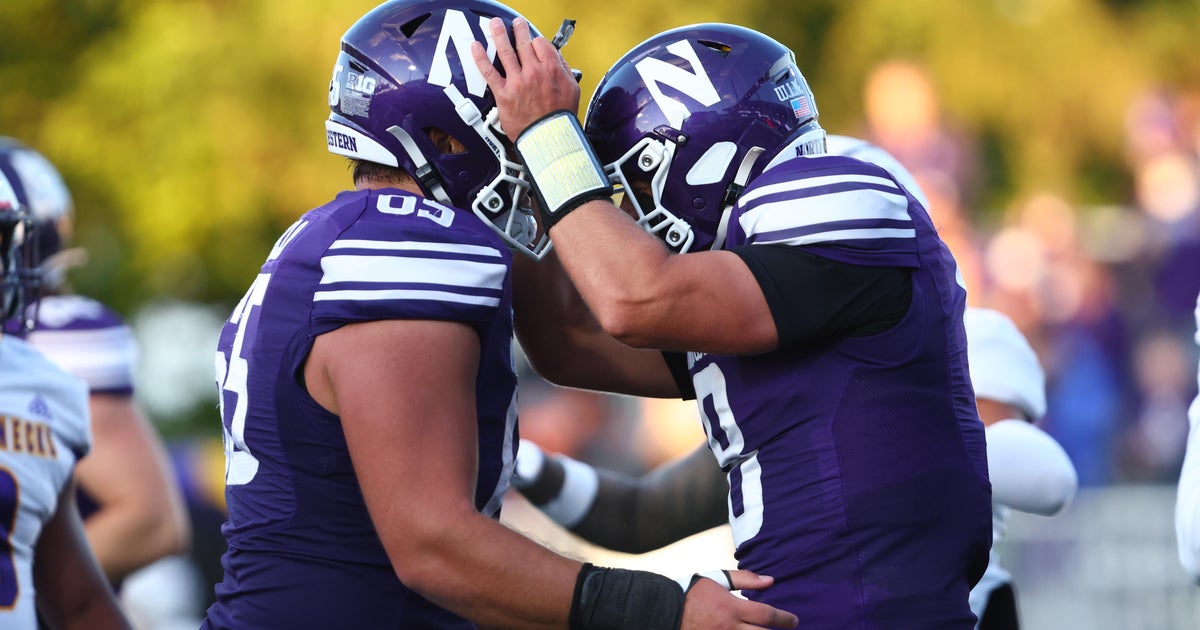 New QB Preston Stone, Northwestern roll to 42-7 rout over Western ...
