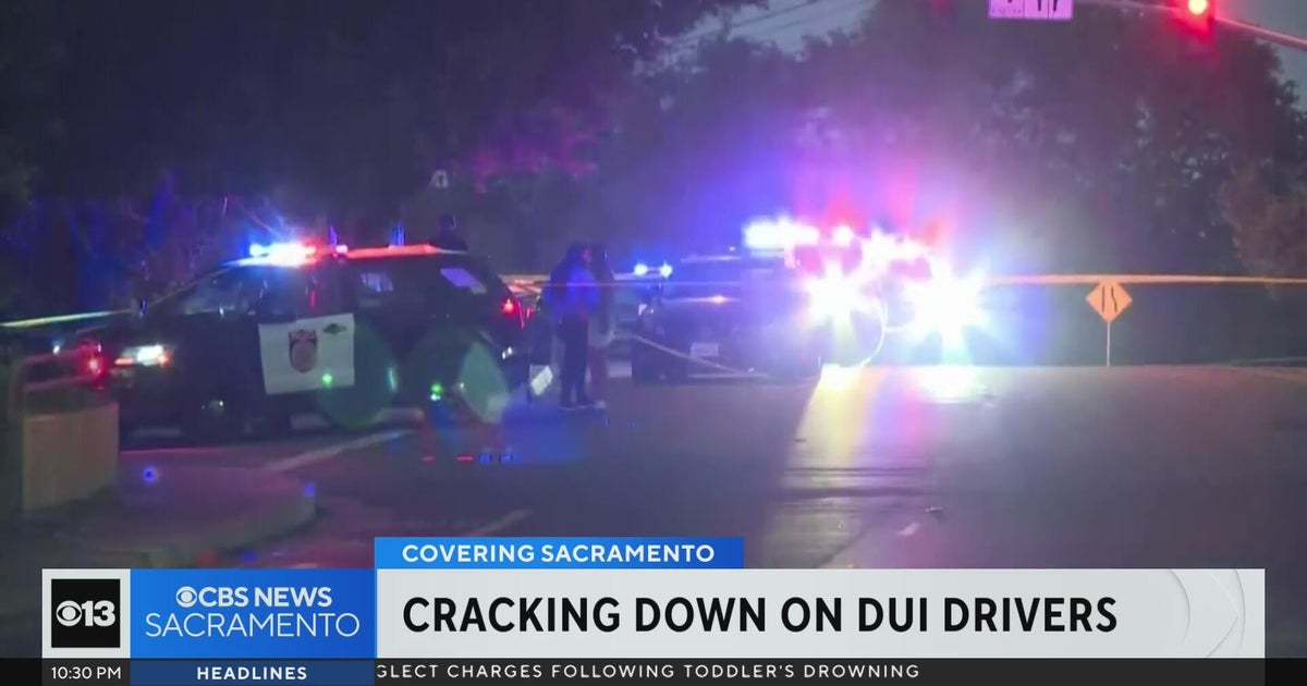 Sacramento police set up DUI checkpoint on non-holiday weekend - CBS ...