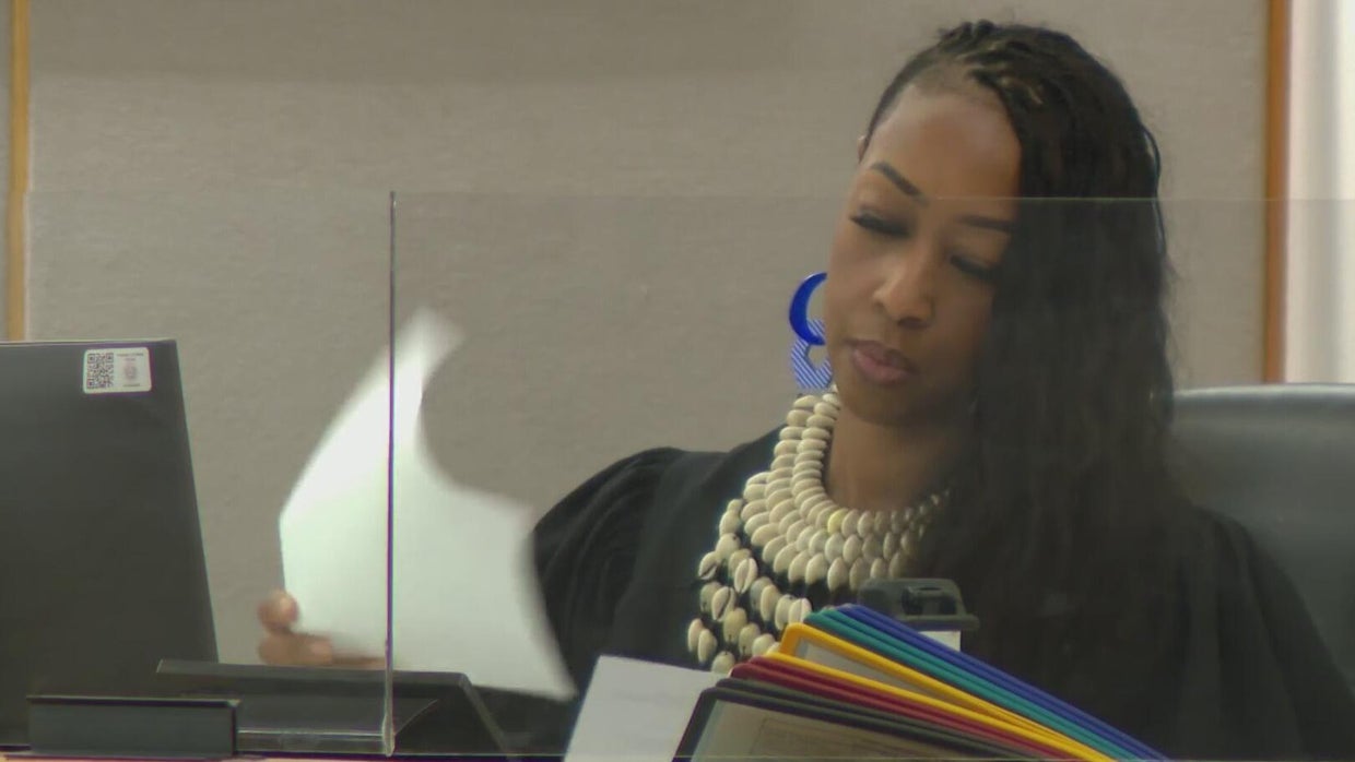 Dallas County judge files lawsuit over exclusion from $500,000 ...