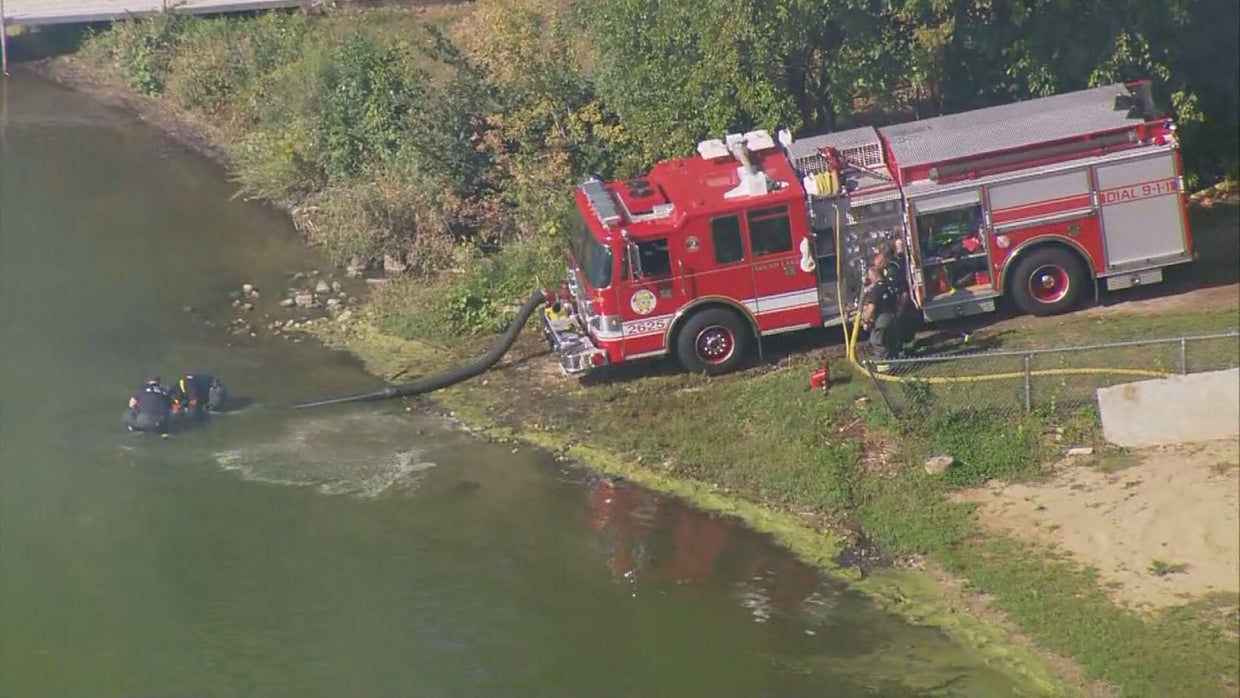 Round Lake, Illinois, house fire on Summit Place prompts major response - CBS Chicago