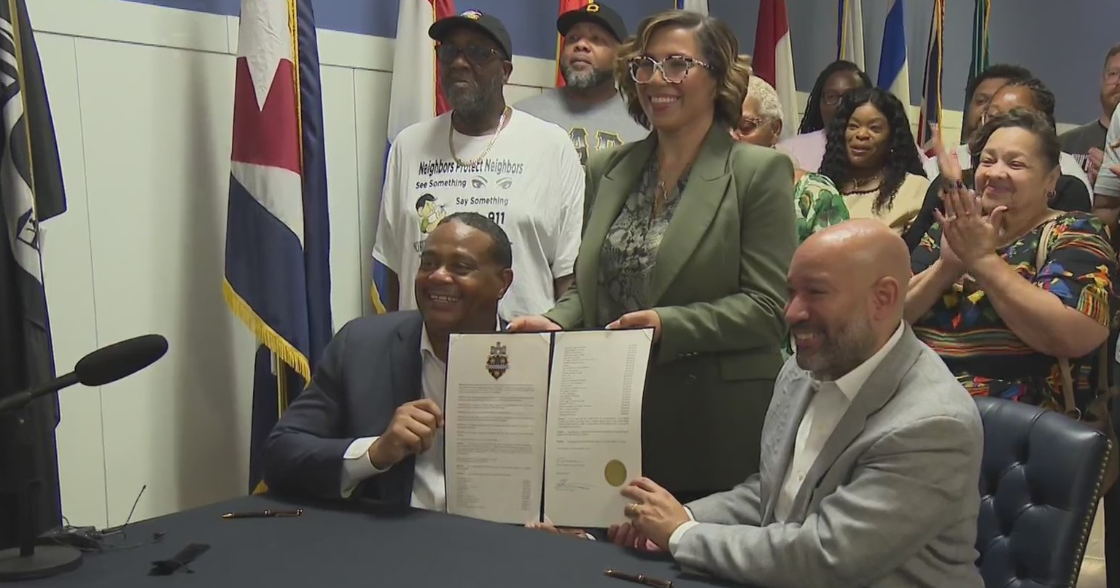 Mayor Gainey signs violence prevention bill into law - CBS Pittsburgh