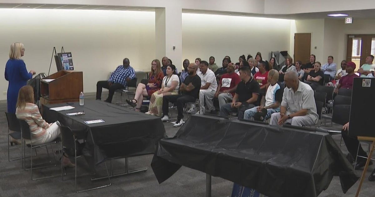 Cook County Circuit Court Drug Treatment program graduates get fresh ...