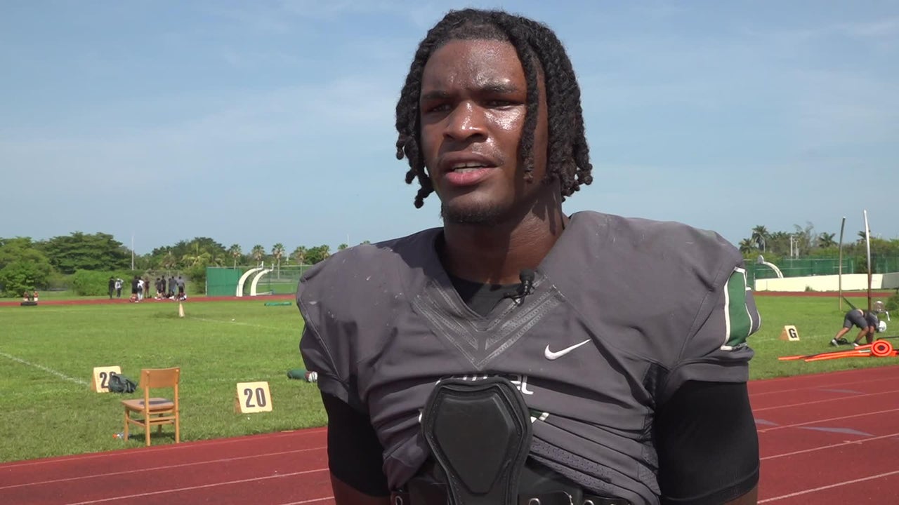 CBS4 Nat Moore Trophy | WFOR-TV CBS Miami