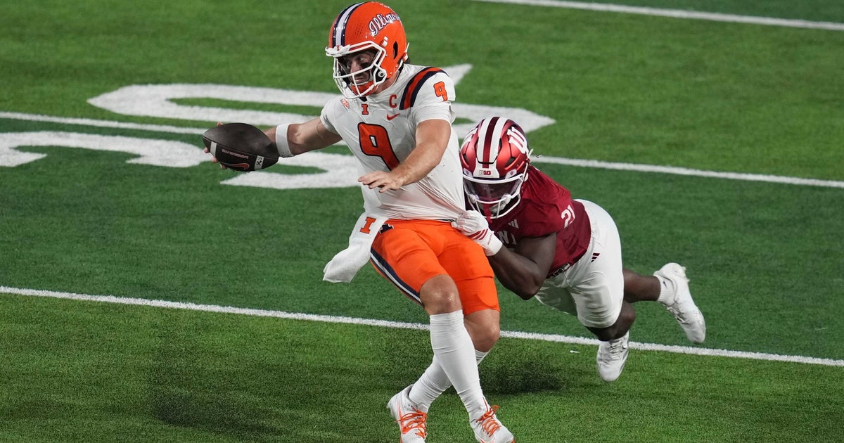 No. 19 Indiana takes control quickly and overwhelms No. 9 Illinois in ...