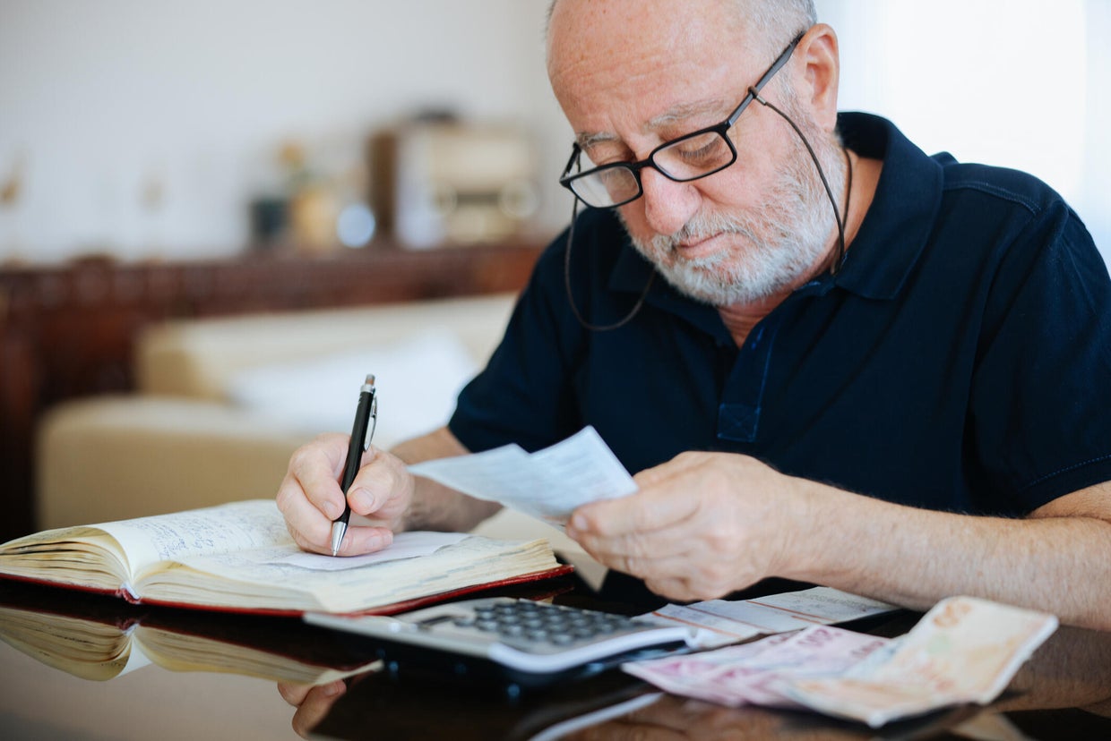 What big expenses should seniors plan for? Here's what retirement ...