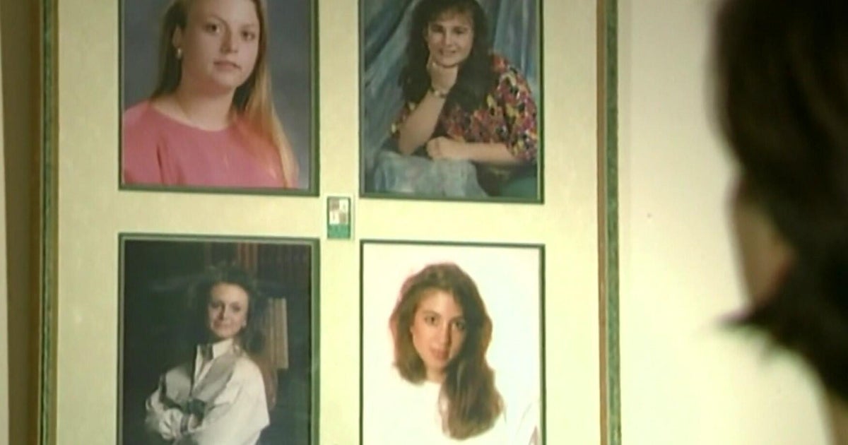 Austin police explain how they identified a suspect in the 1991 yogurt shop murders cold case ...