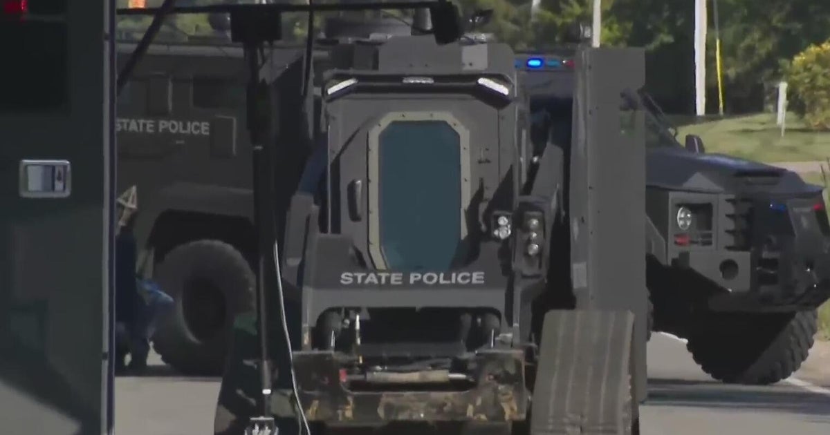 ATF, Michigan State Police bomb squad search Michigan church shooting ...