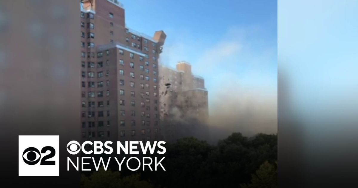 Video shows moment Bronx shaft collapsed down NYCHA building - CBS New York