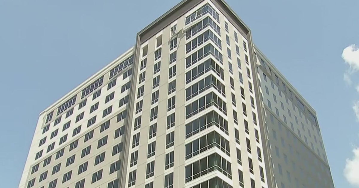 Boiler explosion injures workers at downtown Houston hotel under ...