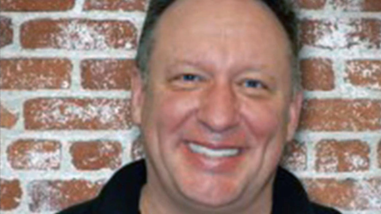 Security video helps lead Oregon detectives to a masked killer who ...