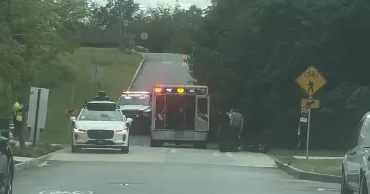 Waymo vehicle involved in bike crash in Atlanta - CBS Atlanta