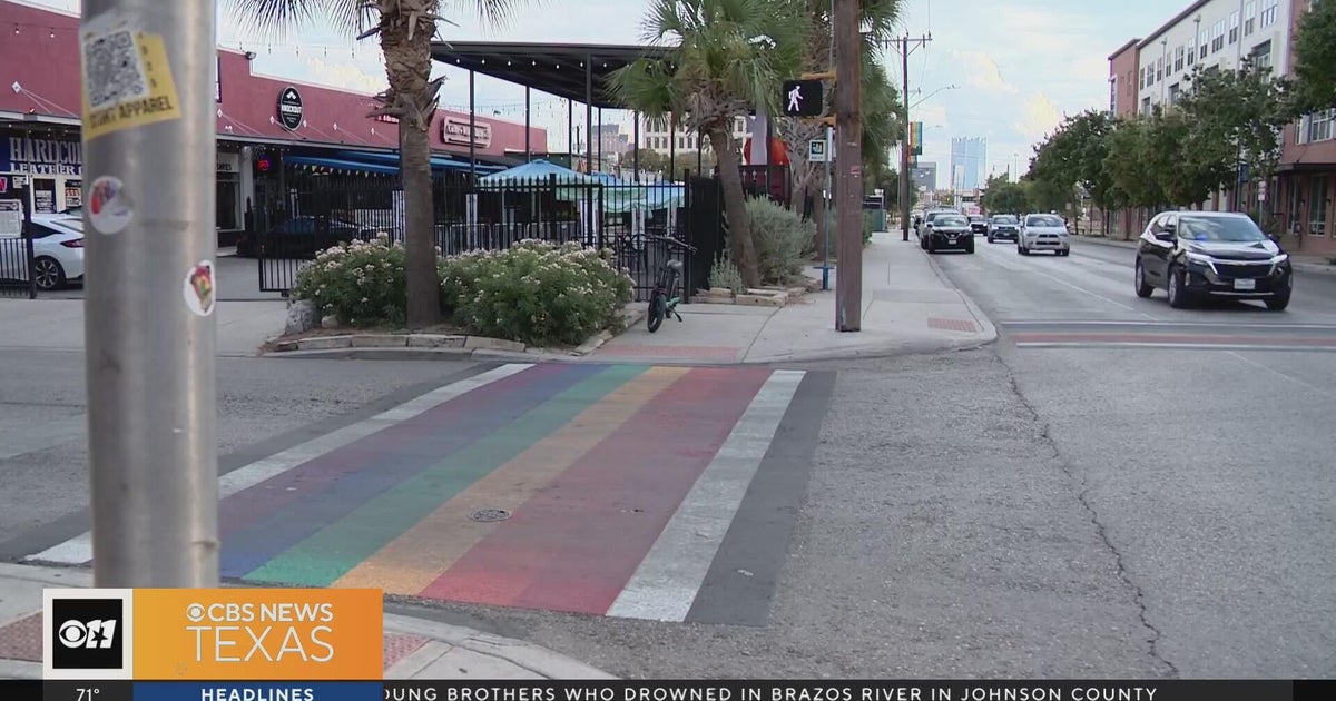 State, federal officials cracking down on colorful crosswalks - CBS Texas