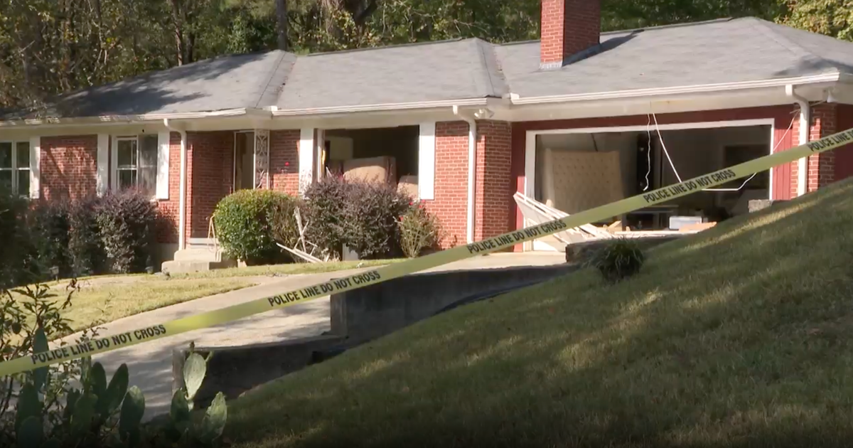 Neighbors describe chaotic scene as escaped New Orleans inmate Derrick ...