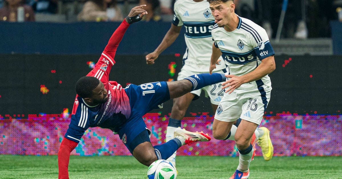 Vancouver Whitecaps beat FC Dallas 3-0 in MLS Cup playoffs opener - CBS ...