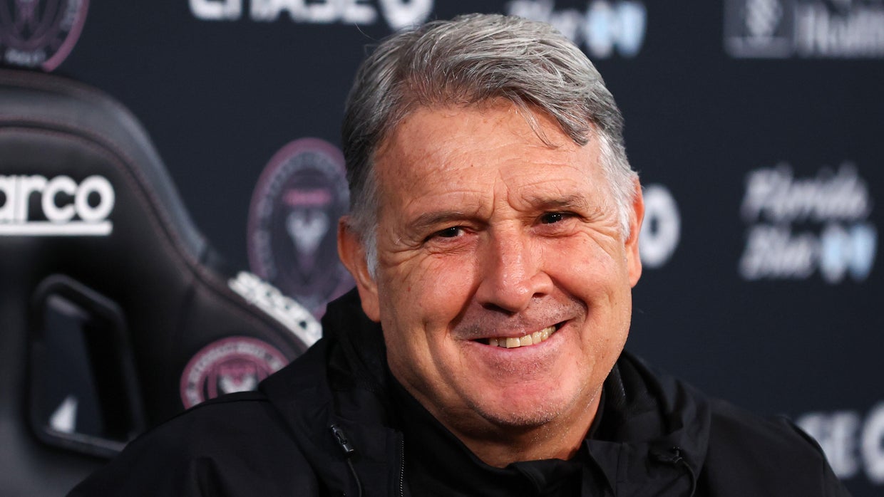 Gerardo "Tata" Martino returning to Atlanta United as head coach - CBS ...