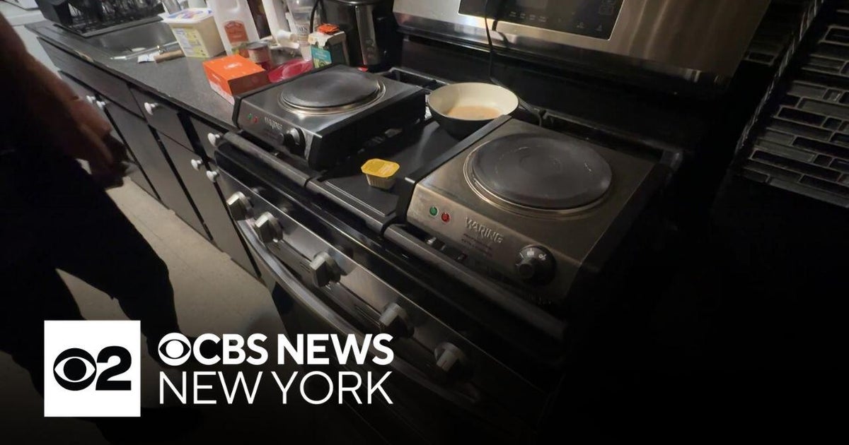 Bronx NYCHA complex still without cooking gas 5 weeks after boiler ...