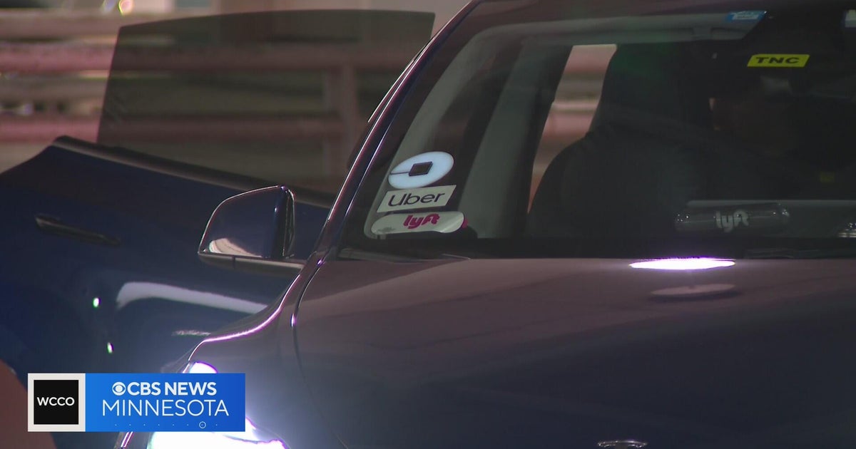Twin Cities Uber Eats driver robbed at knifepoint - CBS Minnesota