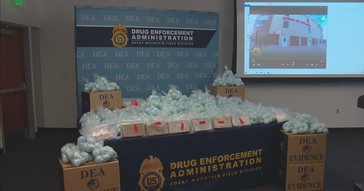 DEA shows off record number of fentanyl pills seized in Colorado - CBS ...